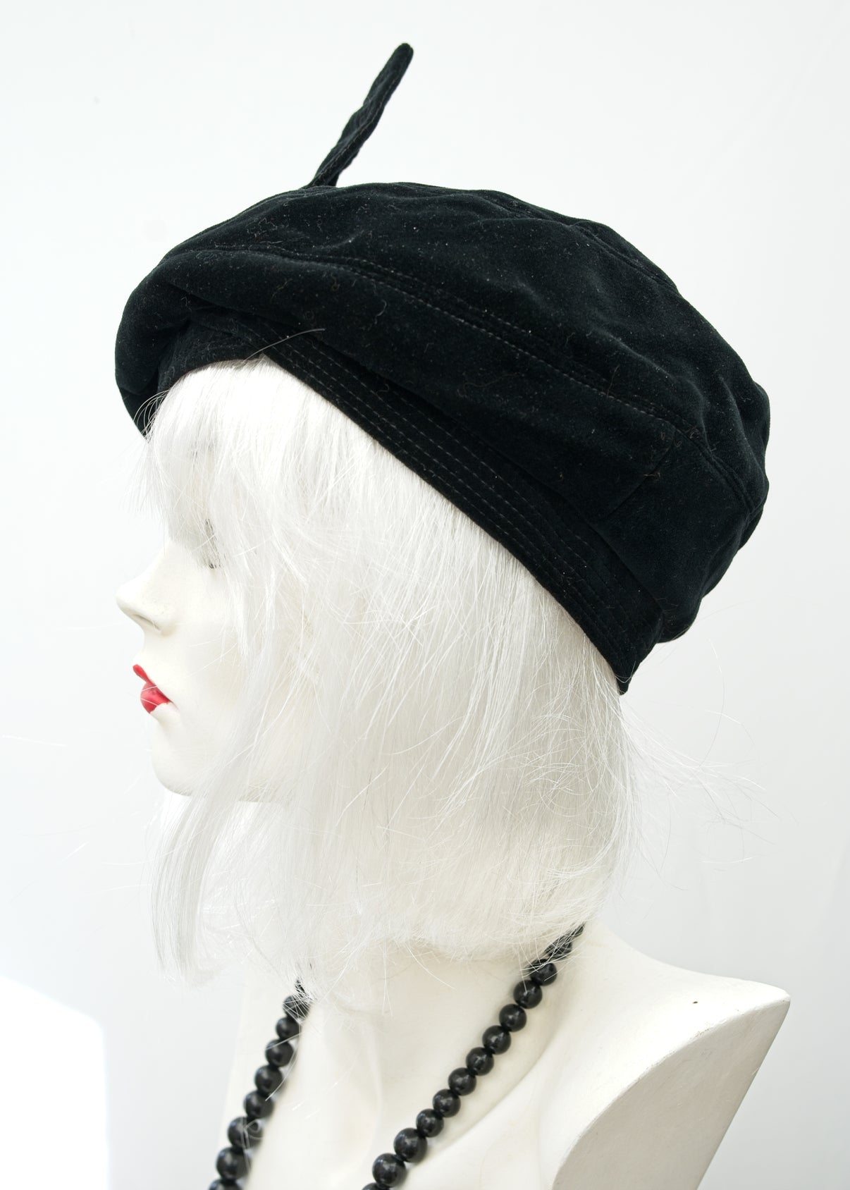 Vintage 50s 60s Black Velvet Beret Hat • Tilt Hat – Top Notch Vintage