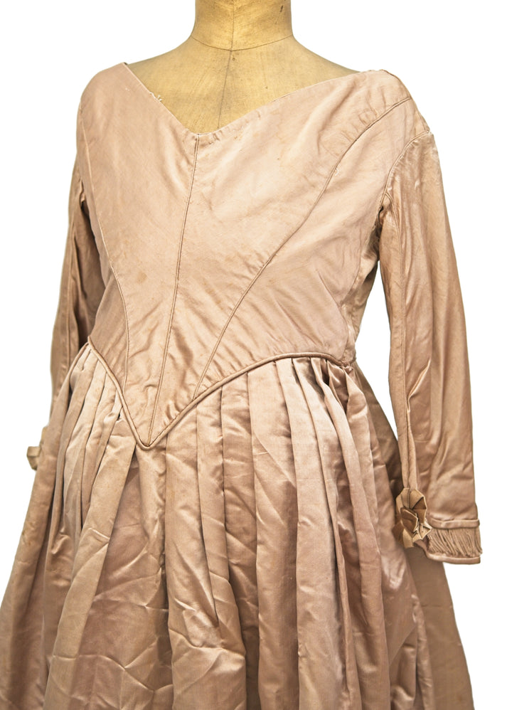 Antique Victorian Cappucino Silk Bustle Dress – Top Notch Vintage
